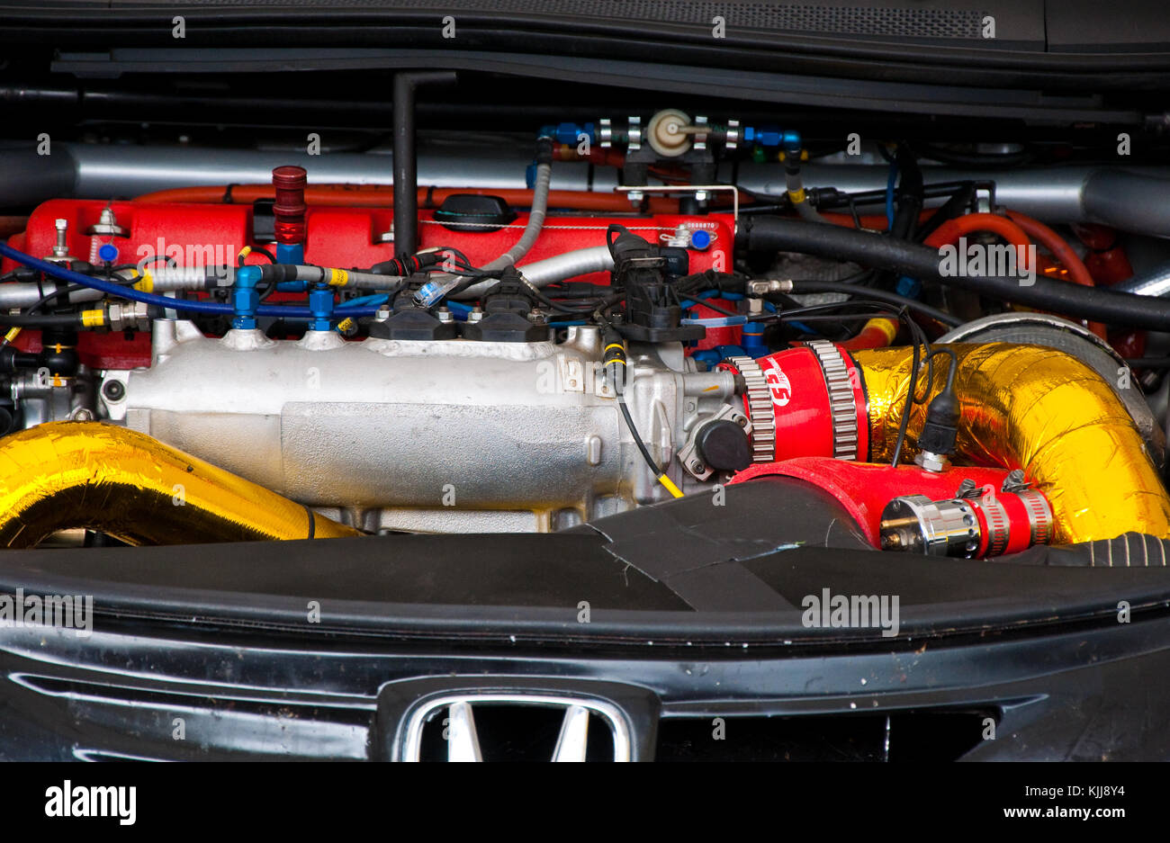 Honda Racing, Honda Civics compete in the British Touring Car ...