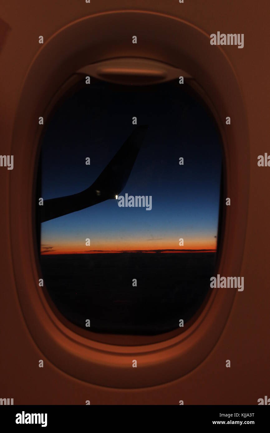 Airplane cabin window hi-res stock photography and images - Alamy