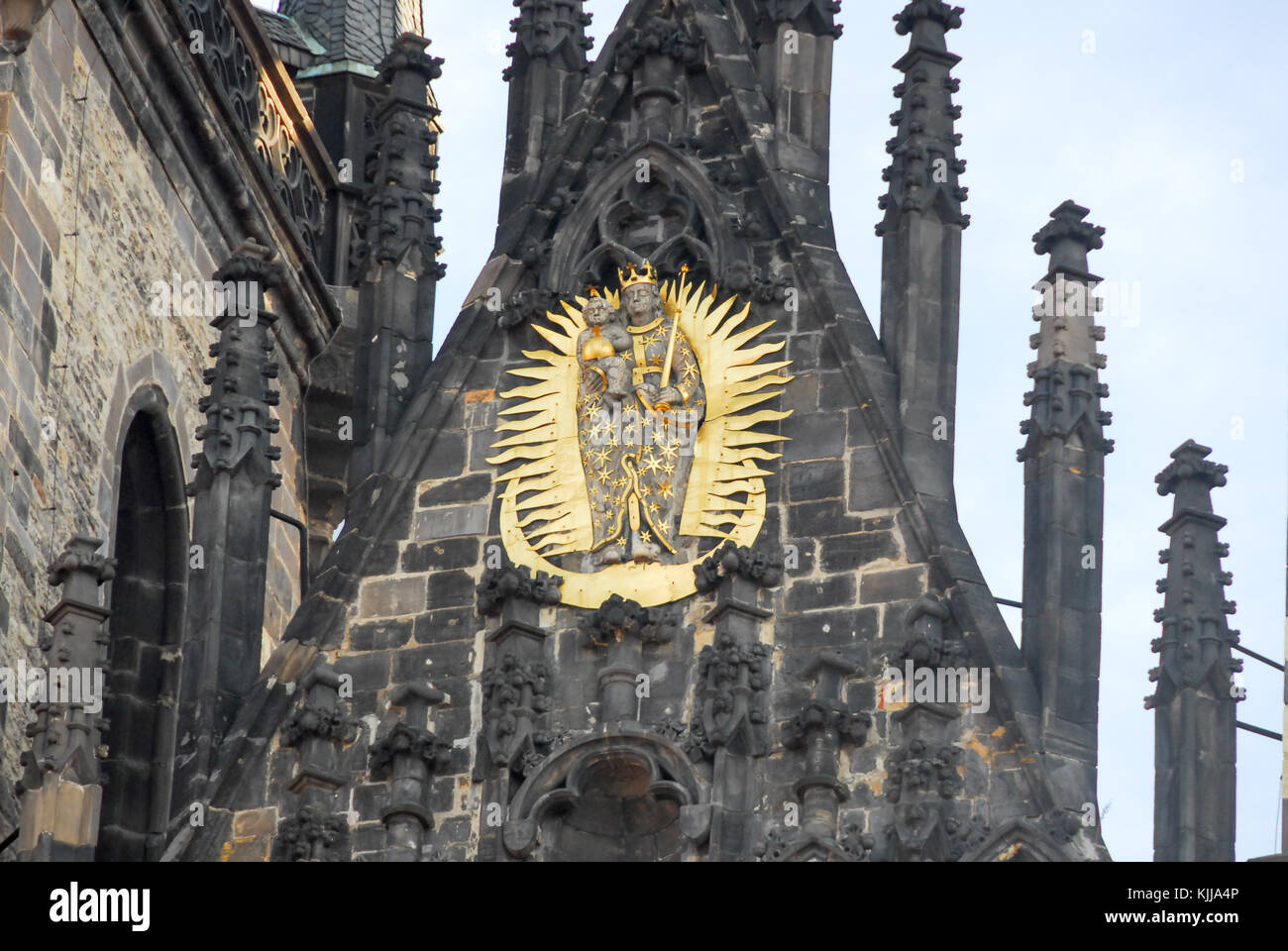 Tyn school hi-res stock photography and images - Alamy