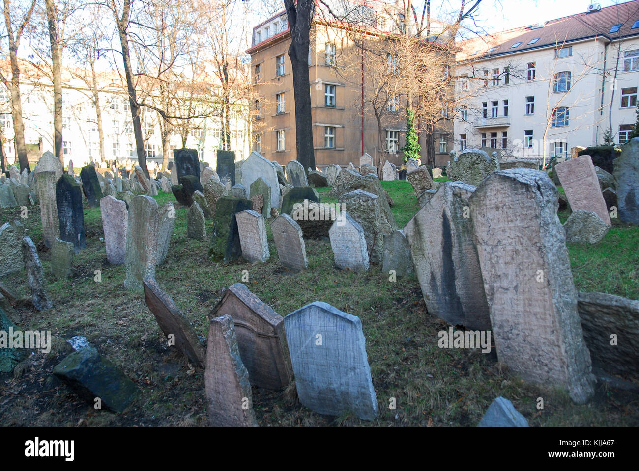 Headstones in the Jewish cemetery, Prague, Czech Republic Stock Photo ...
