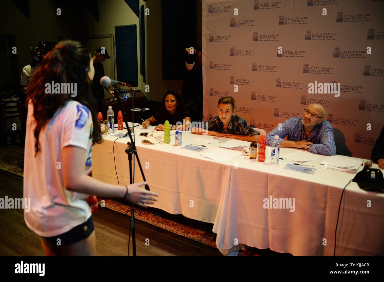 DEERFIELD BEACH FL - JUNE 20: (L-R) David Frangioni, Phil Collins ...