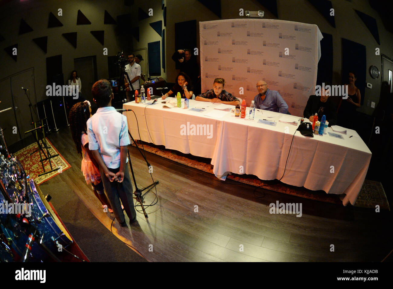 DEERFIELD BEACH FL - JUNE 20: (L-R) David Frangioni, Phil Collins ...