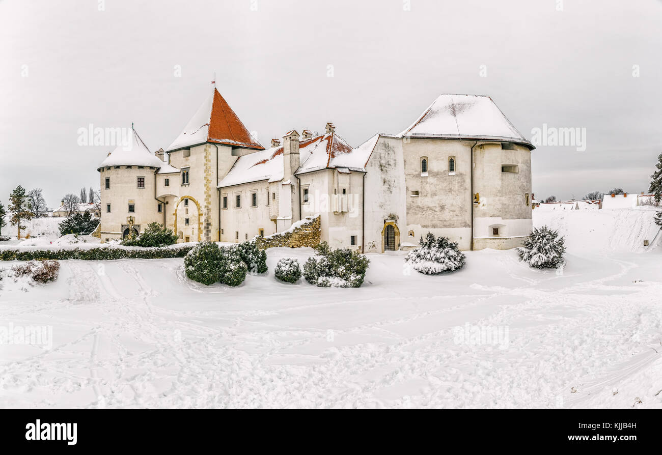 Varazdin Old Town and Castle Stock Photo - Alamy