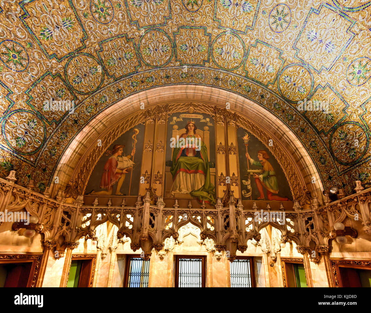 NEW YORK, NEW YORK - FEBRUARY 22, 2015: Interior of the Woolworth ...