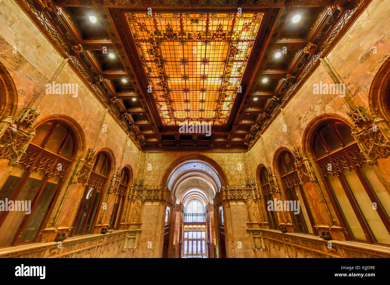 Woolworth building interior hi-res stock photography and images - Alamy