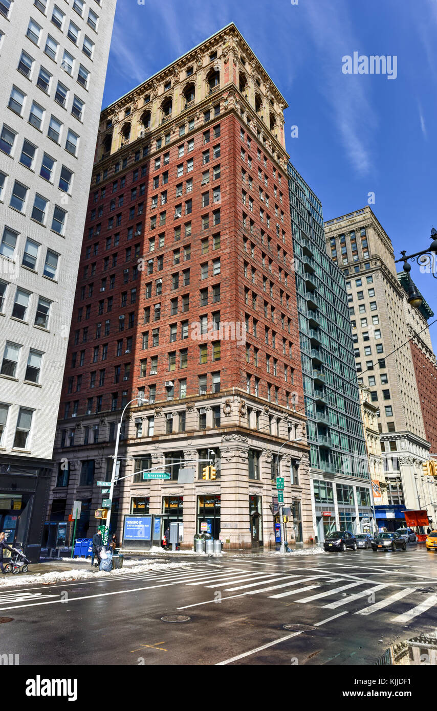 Broadway chambers building hi-res stock photography and images - Alamy
