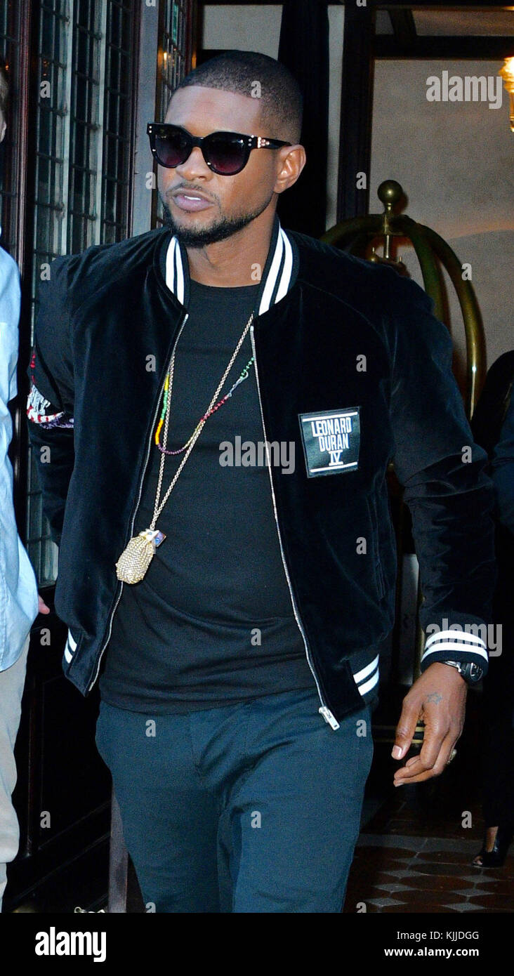 NEW YORK, NY - AUGUST 22: Singer and actor Usher leaves a downtown ...