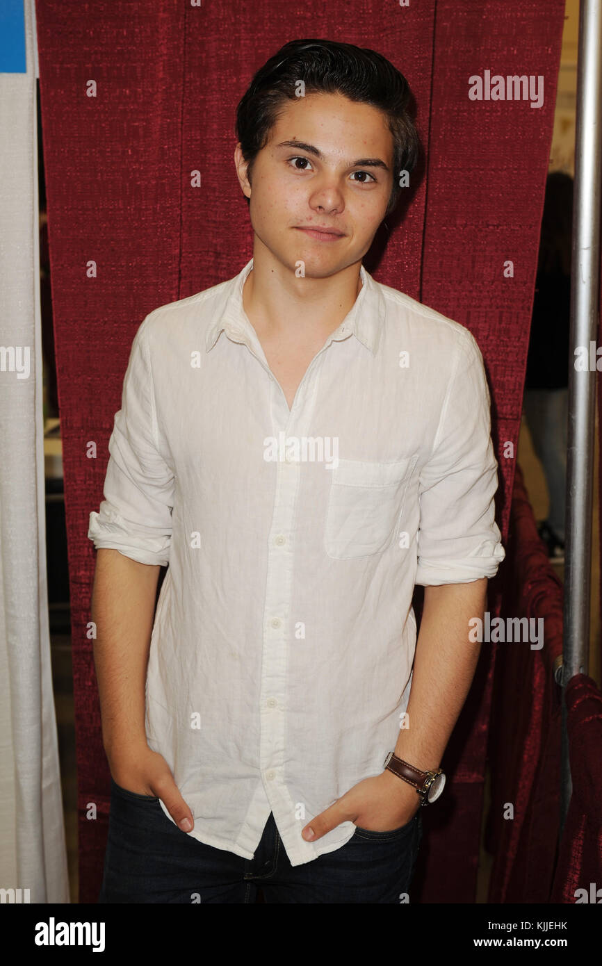 Callison hi-res stock photography and images - Alamy