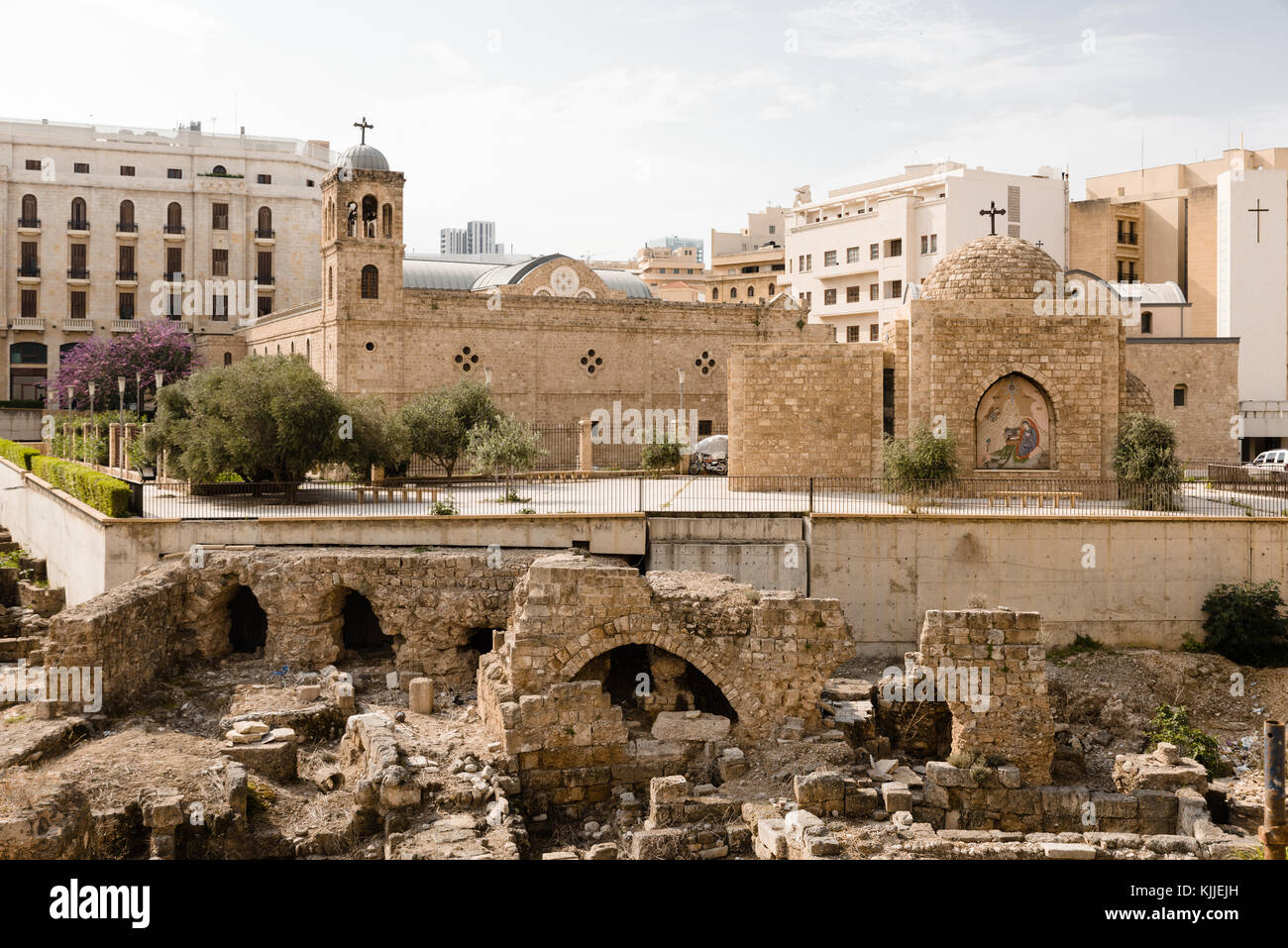 The Roman ruins and Saint George Cathedral, Downtown, Beirut, Lebanon ...