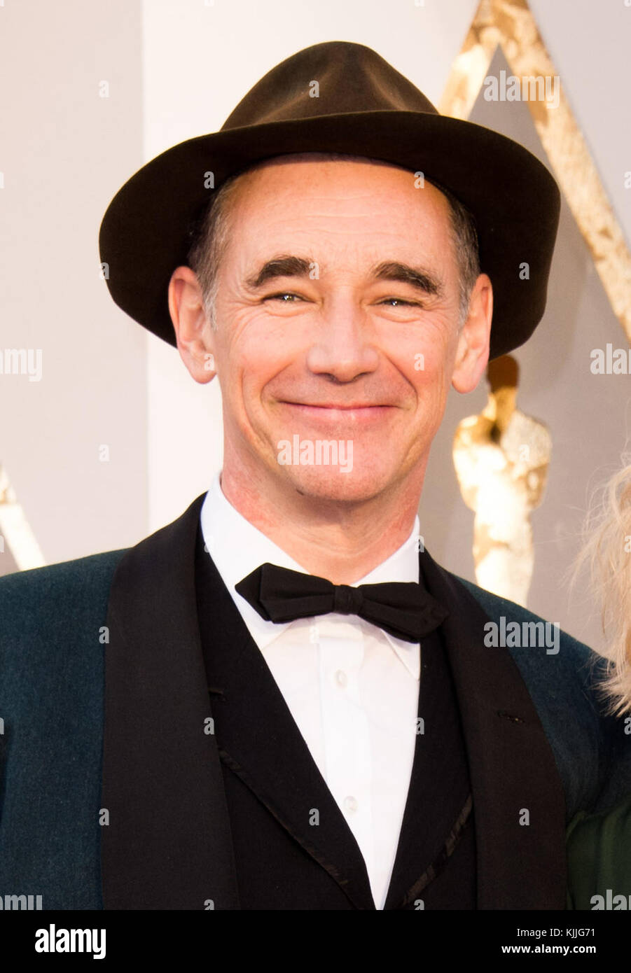 HOLLYWOOD, CA - FEBRUARY 28: Mark Rylance attends the 88th Annual ...