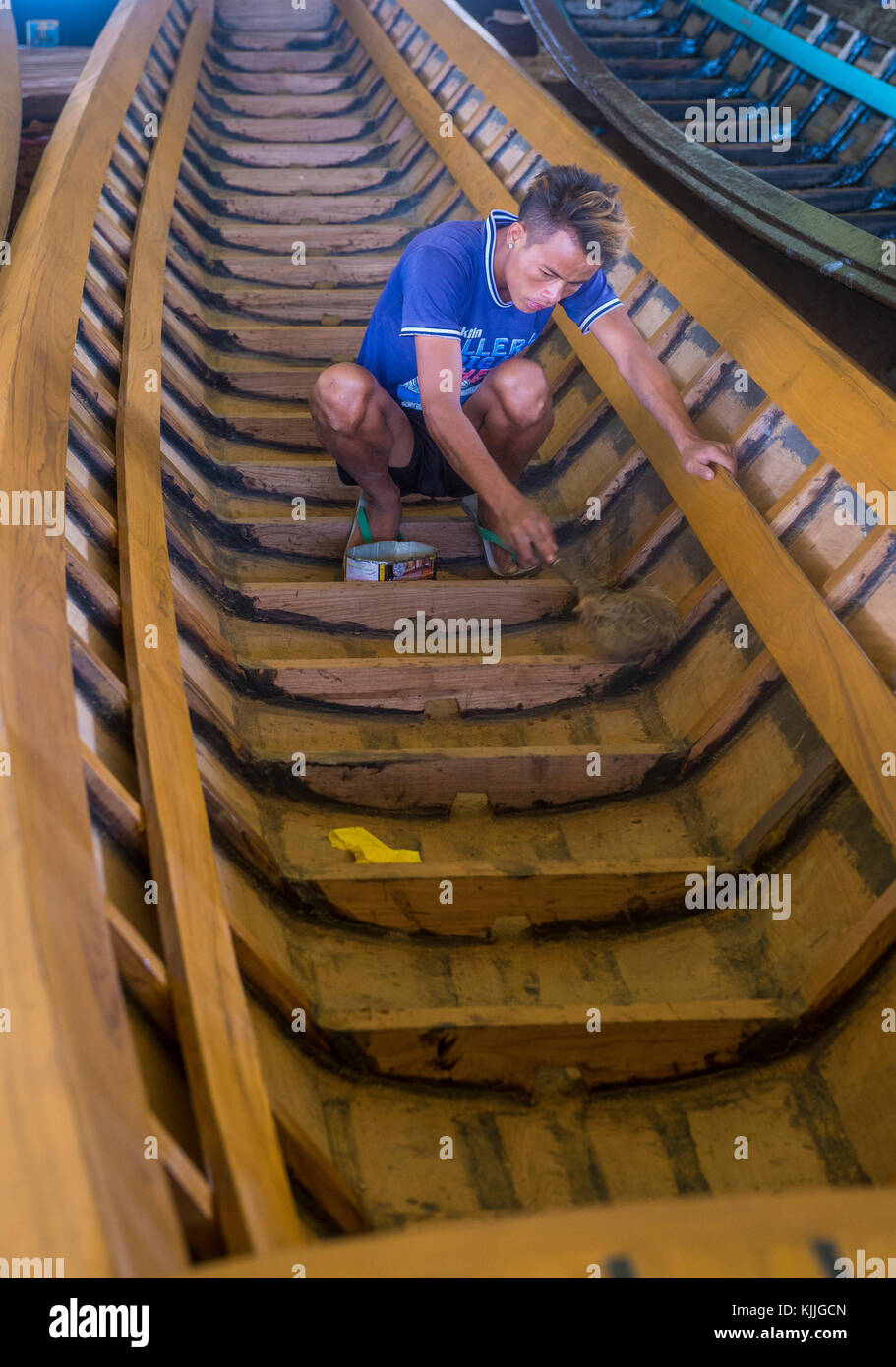 A teak wood building hi-res stock photography and images - Alamy