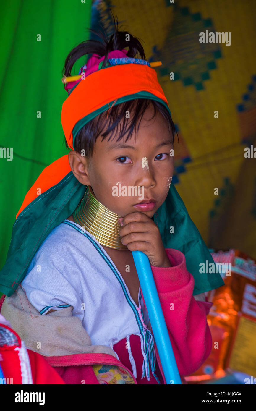 Kayan people hi-res stock photography and images - Alamy