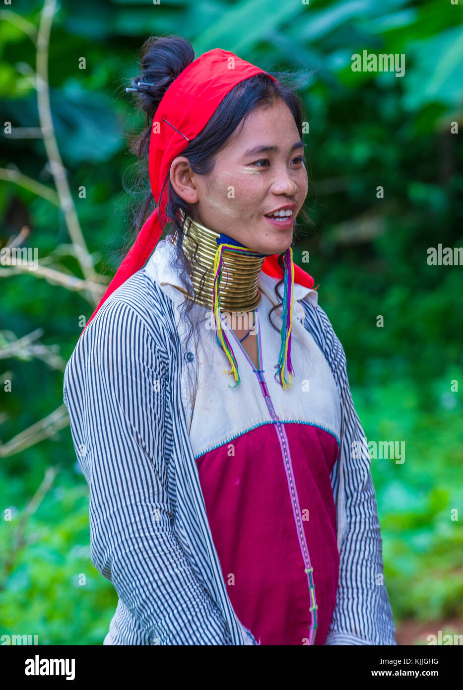 Portrait of Kayan tribe woman in Kayan state Myanmar Stock Photo - Alamy