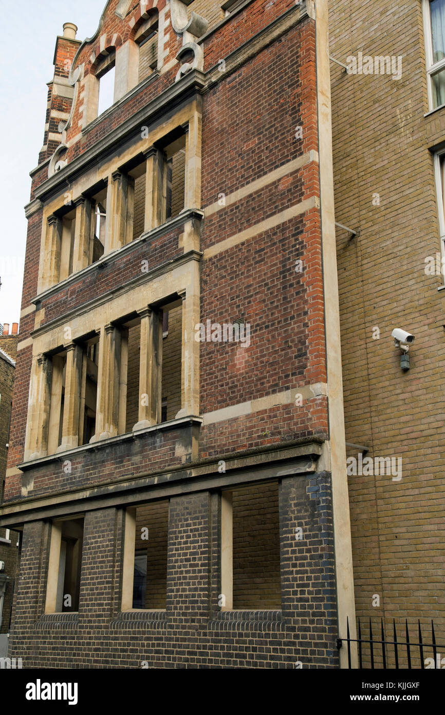 Retained building facade hi-res stock photography and images - Alamy