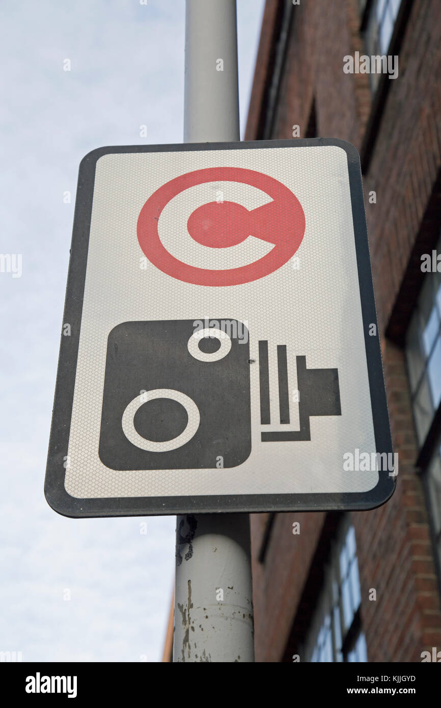 Congested sign hi-res stock photography and images - Alamy