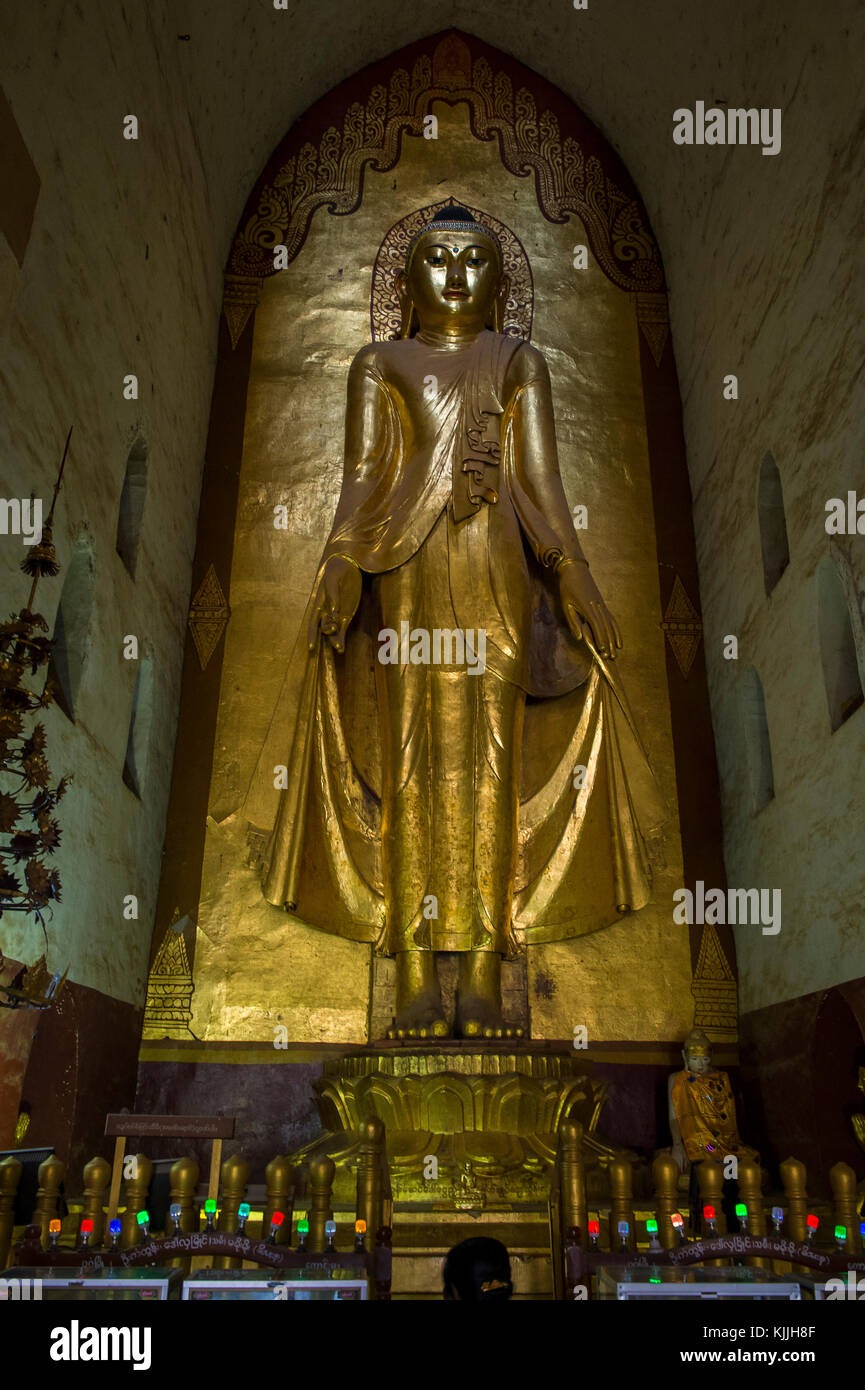 Statue inside the Ananda Temple in bagan Myanmar Stock Photo - Alamy