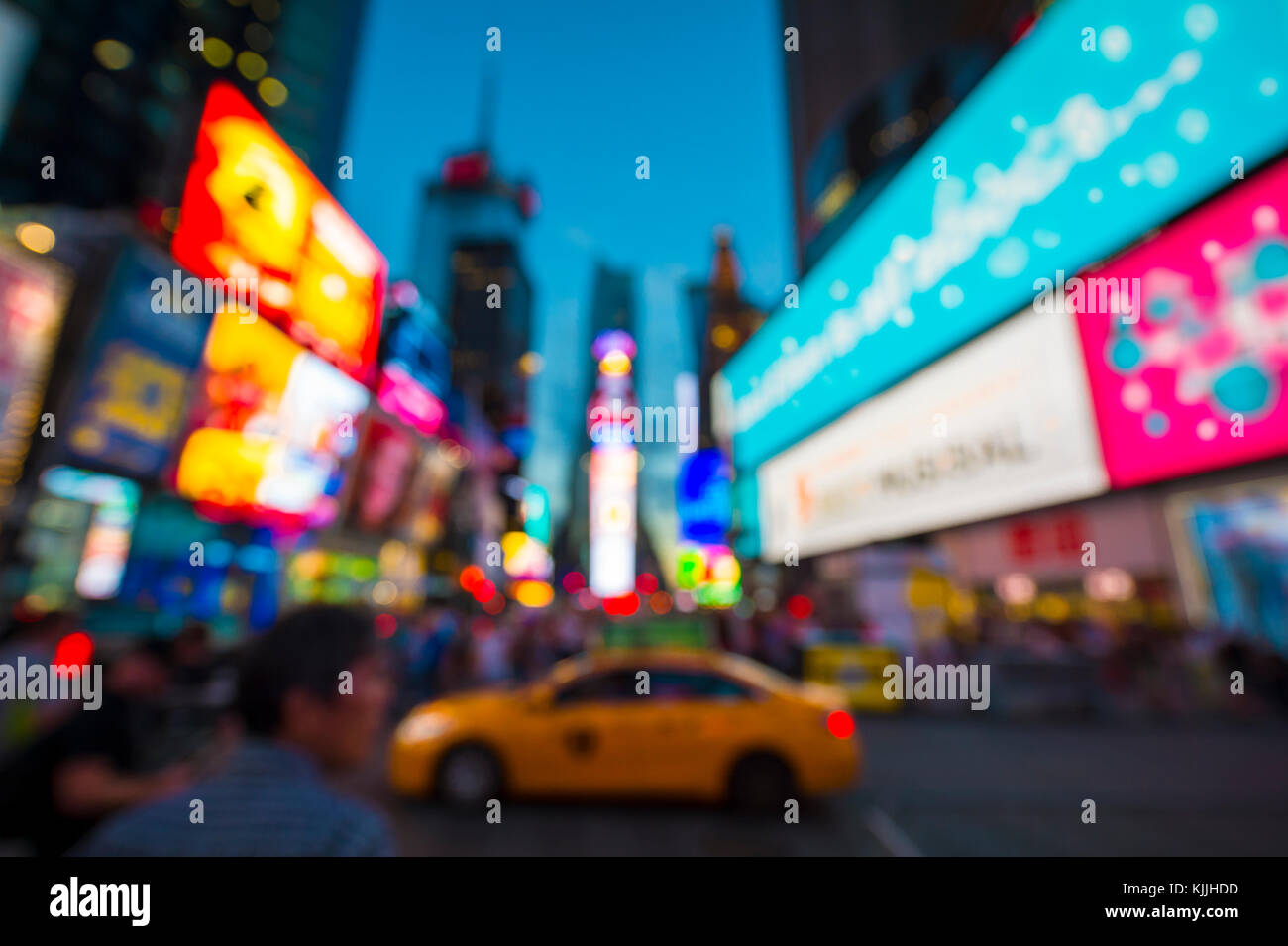 Billboards new york hi-res stock photography and images - Alamy