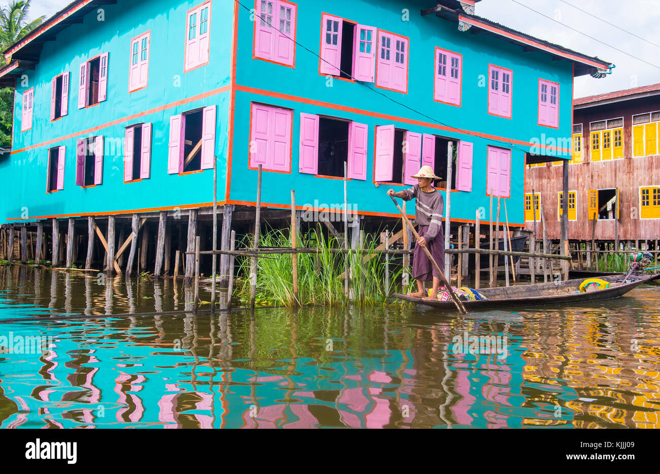 INLE LAKE , MYANMAR - SEP 07 : Traditional wooden stilt houses in Inle ...