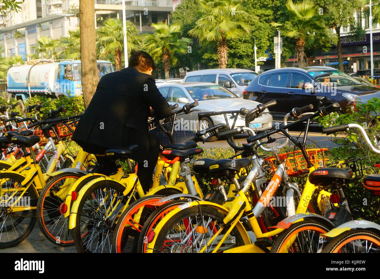 China shared bike hi-res stock photography and images - Alamy