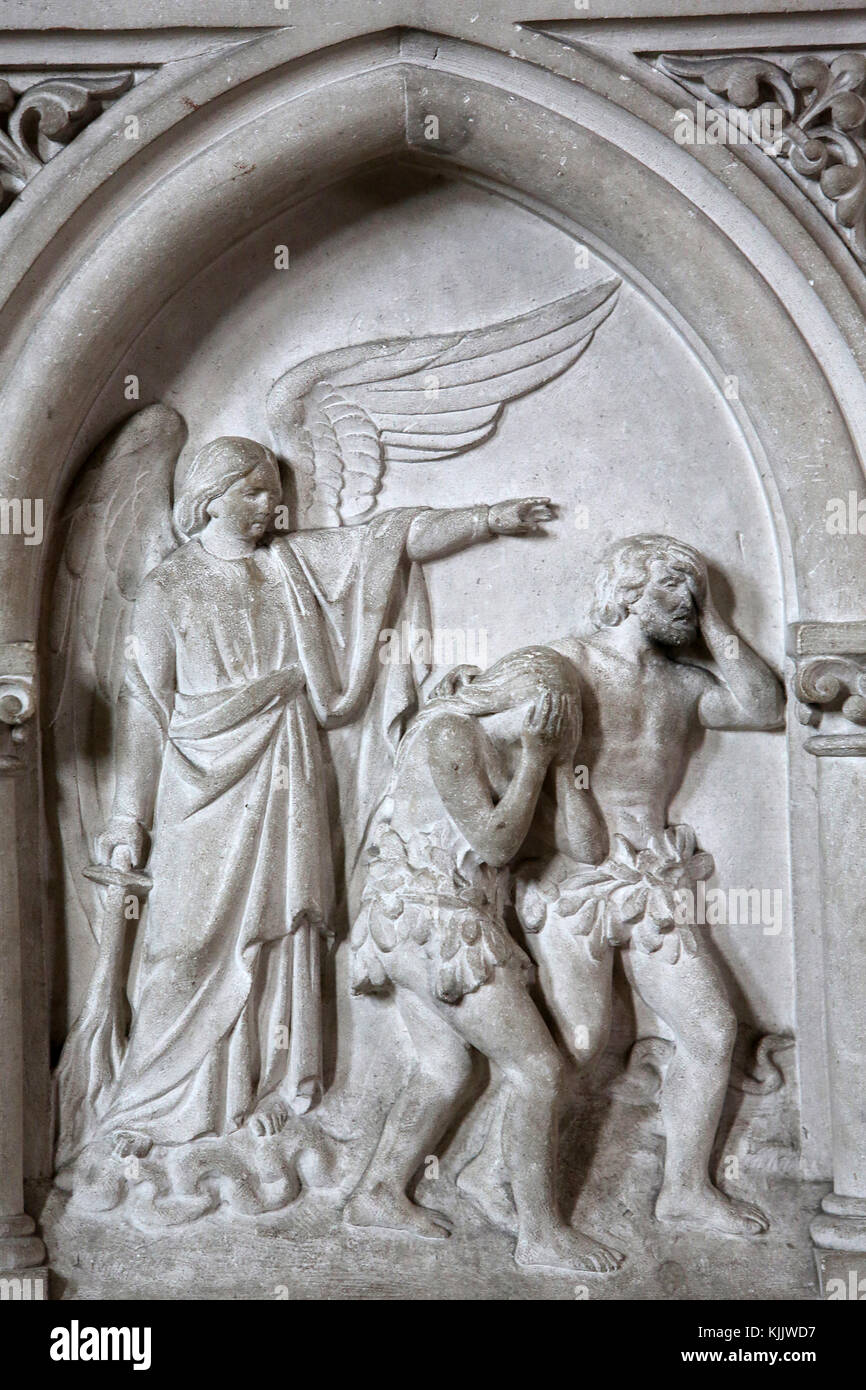 Adam and eve sculpture hi-res stock photography and images - Alamy