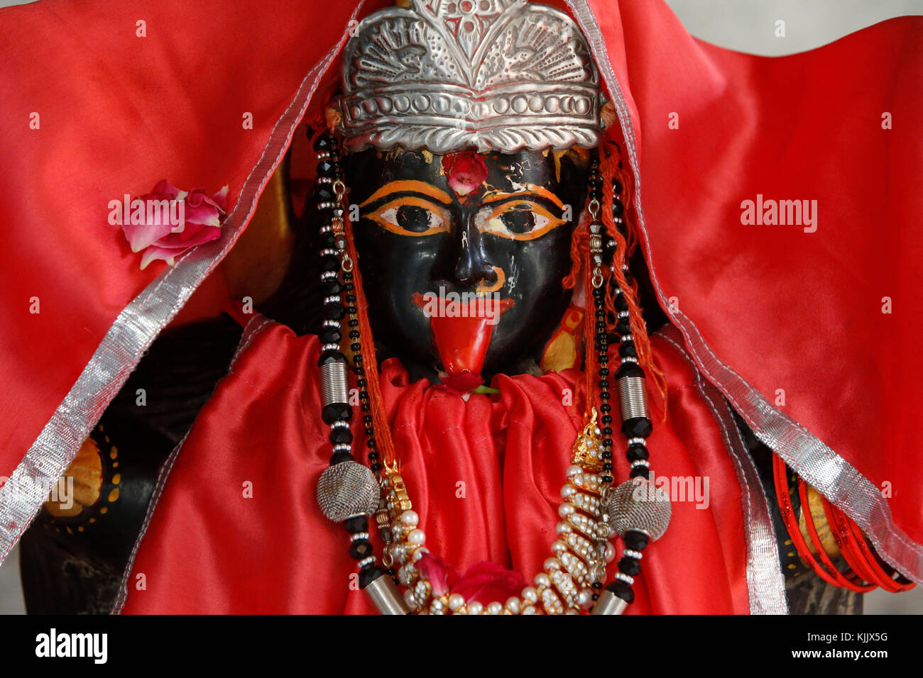 Detail of a Kali murthi (statue) in a Delhi hindu temple. Delhi. India ...