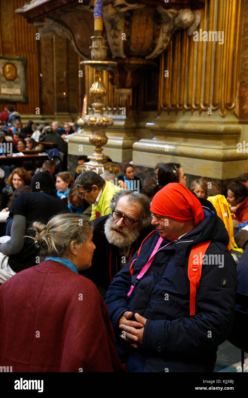 FRATELLO pilgrimage in Rome. Pilgrims sharing views. Italy Stock Photo ...