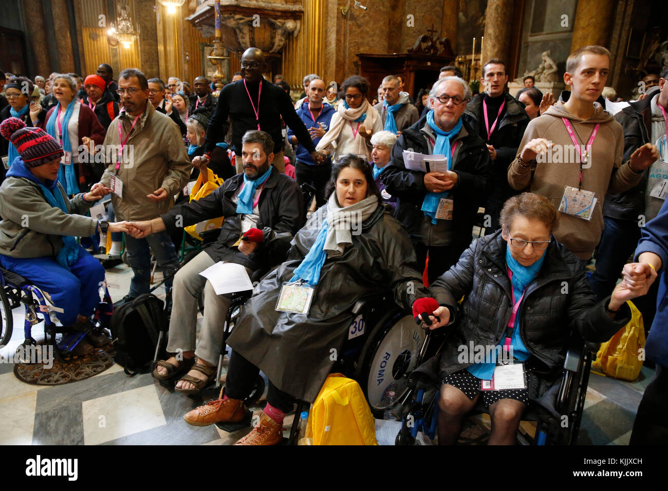 FRATELLO pilgrimage in Rome. Praying pilgrims. Italy Stock Photo - Alamy