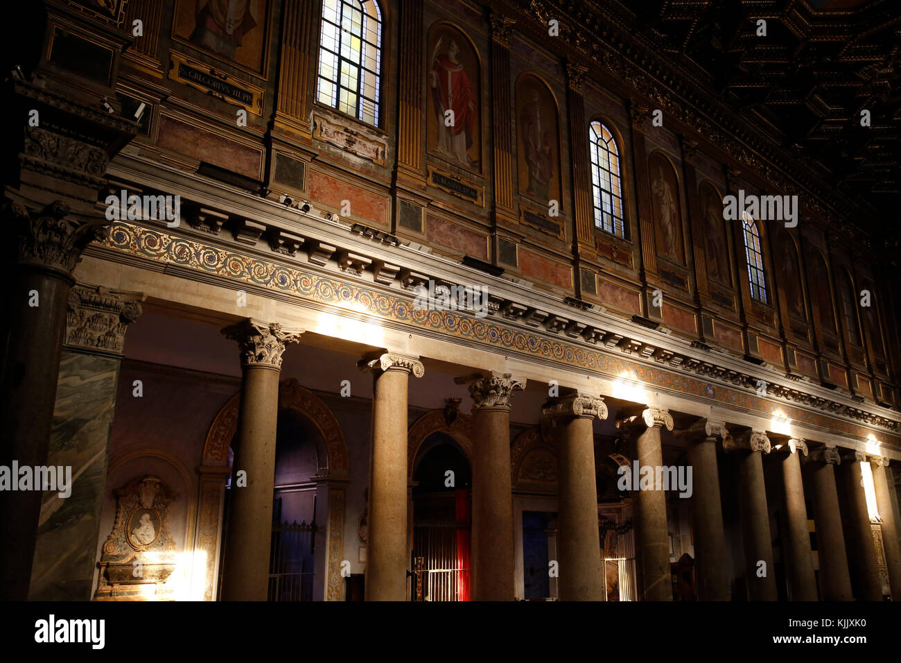Santa Maria in Trastevere basilica, Rome. Granite columns. Italy Stock ...