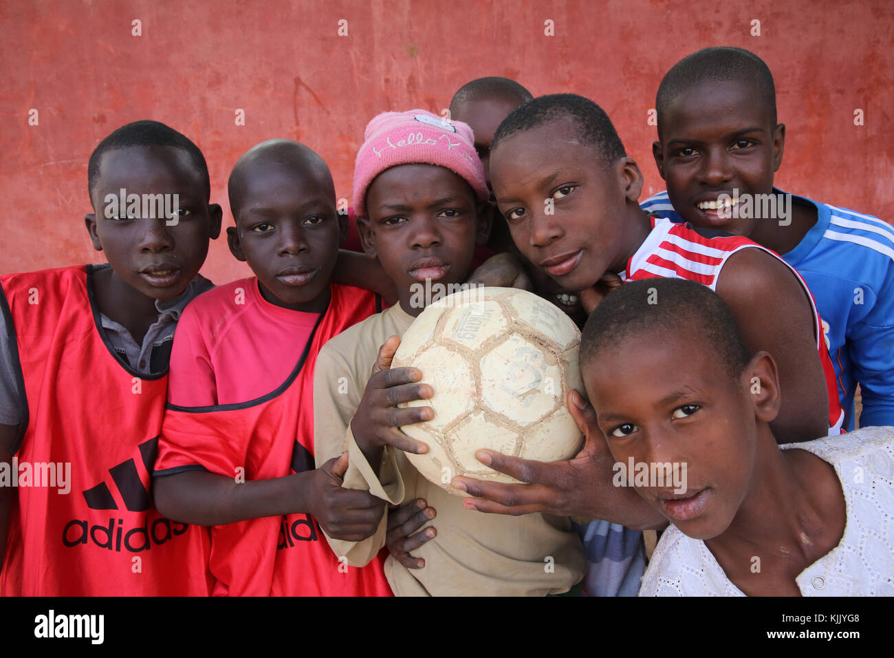 Senegal football team hi-res stock photography and images - Alamy