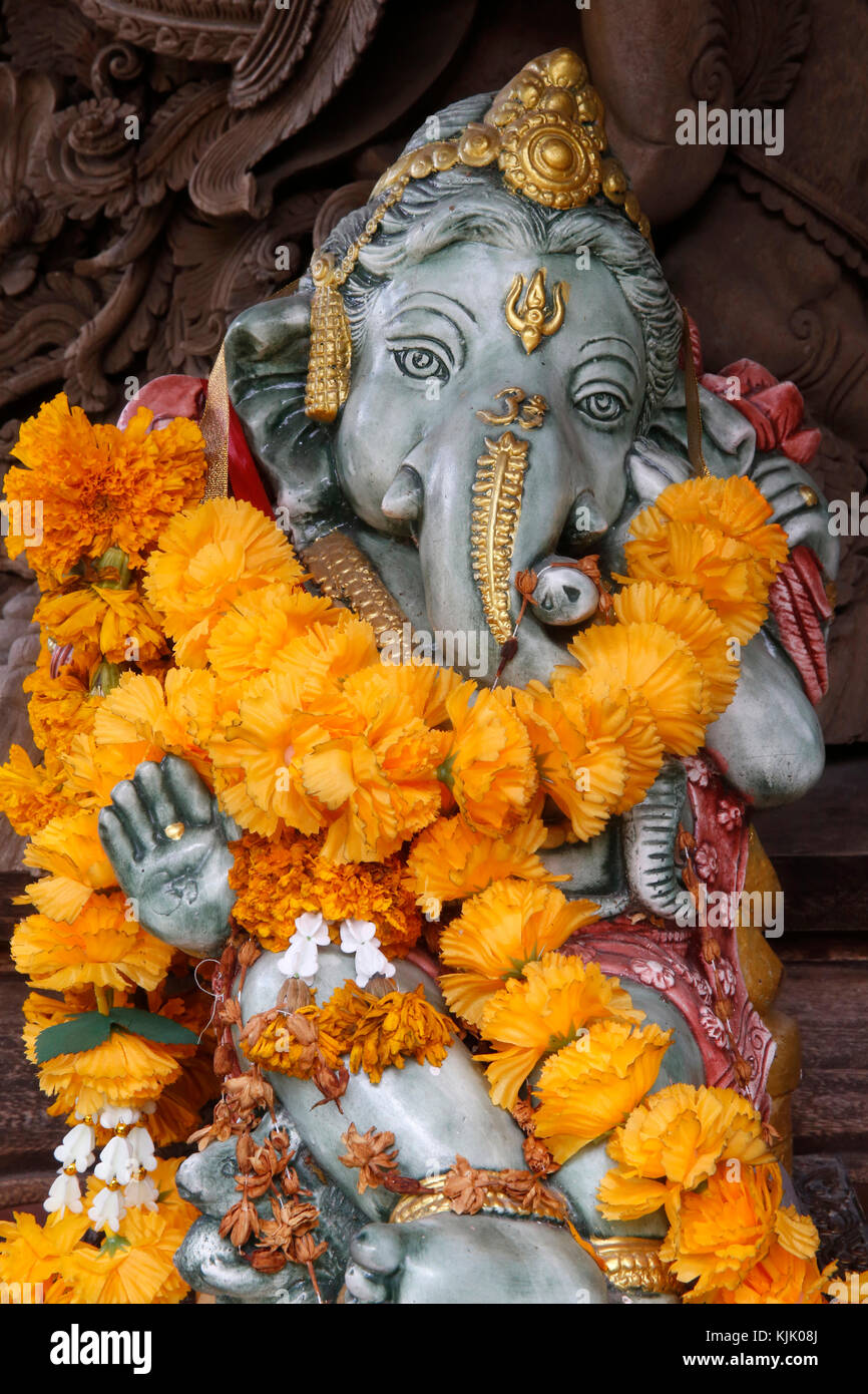 Garlanded Ganesh statue in Wat Pan Sao, Chiang Mai. Thailand Stock ...