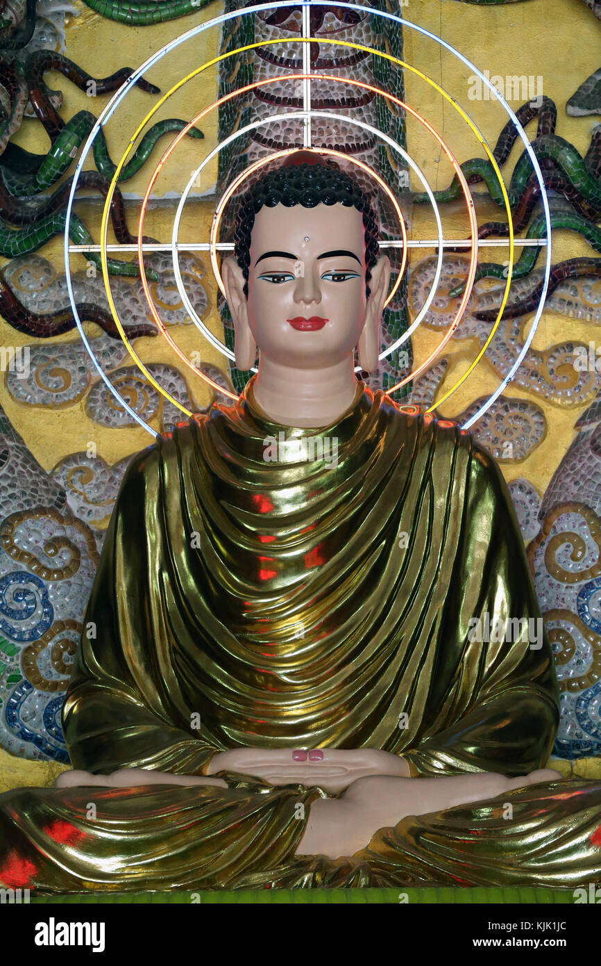 Van Hanh zen buddhist monastery. Main alatar. Shakyamuni Buddha statue ...