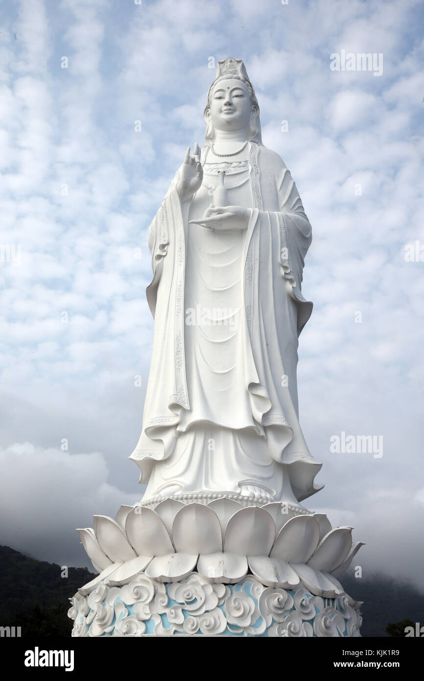 Linh Ung buddhist pagoda. Quan Am bodhisattva of compassion or goddess ...