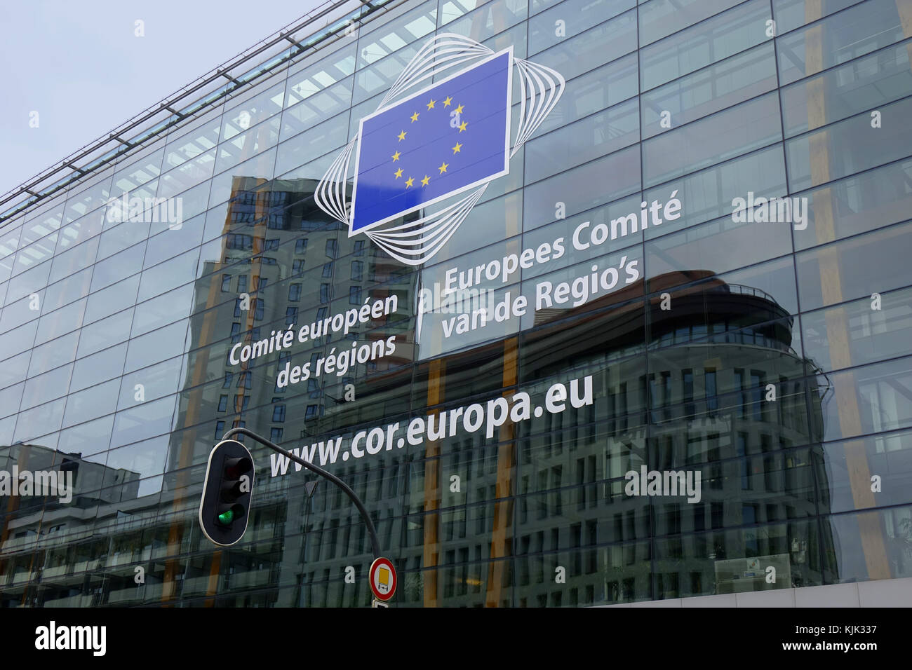 The front of the EU building with the seat of the European Committee of ...