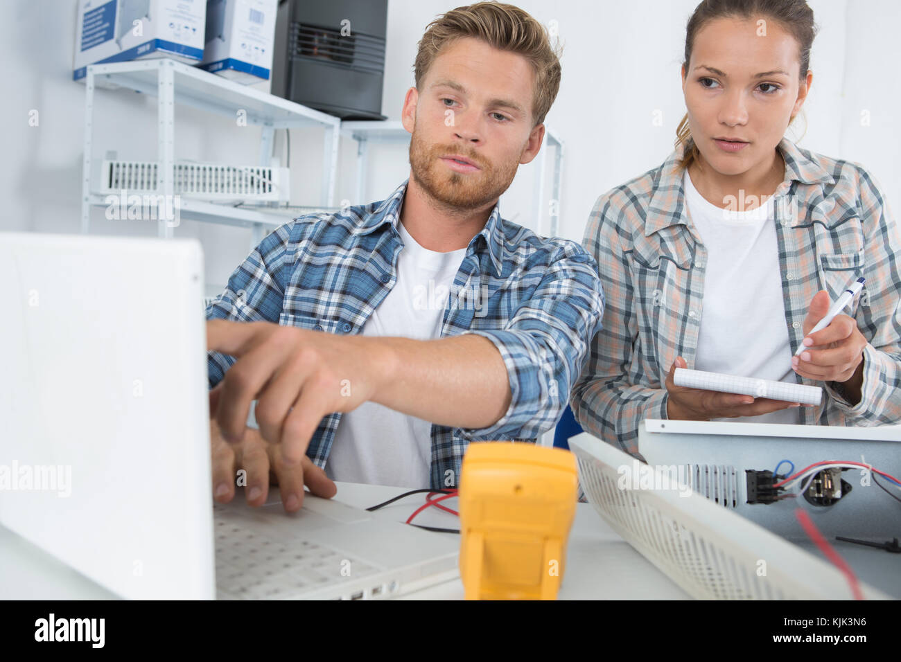 team of technicians working together at the data centre Stock Photo - Alamy