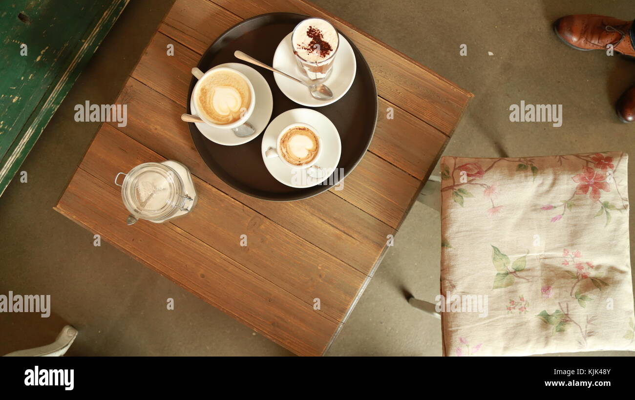 Notebook Pencil Coffee Work Station, Office leather desk table with ...