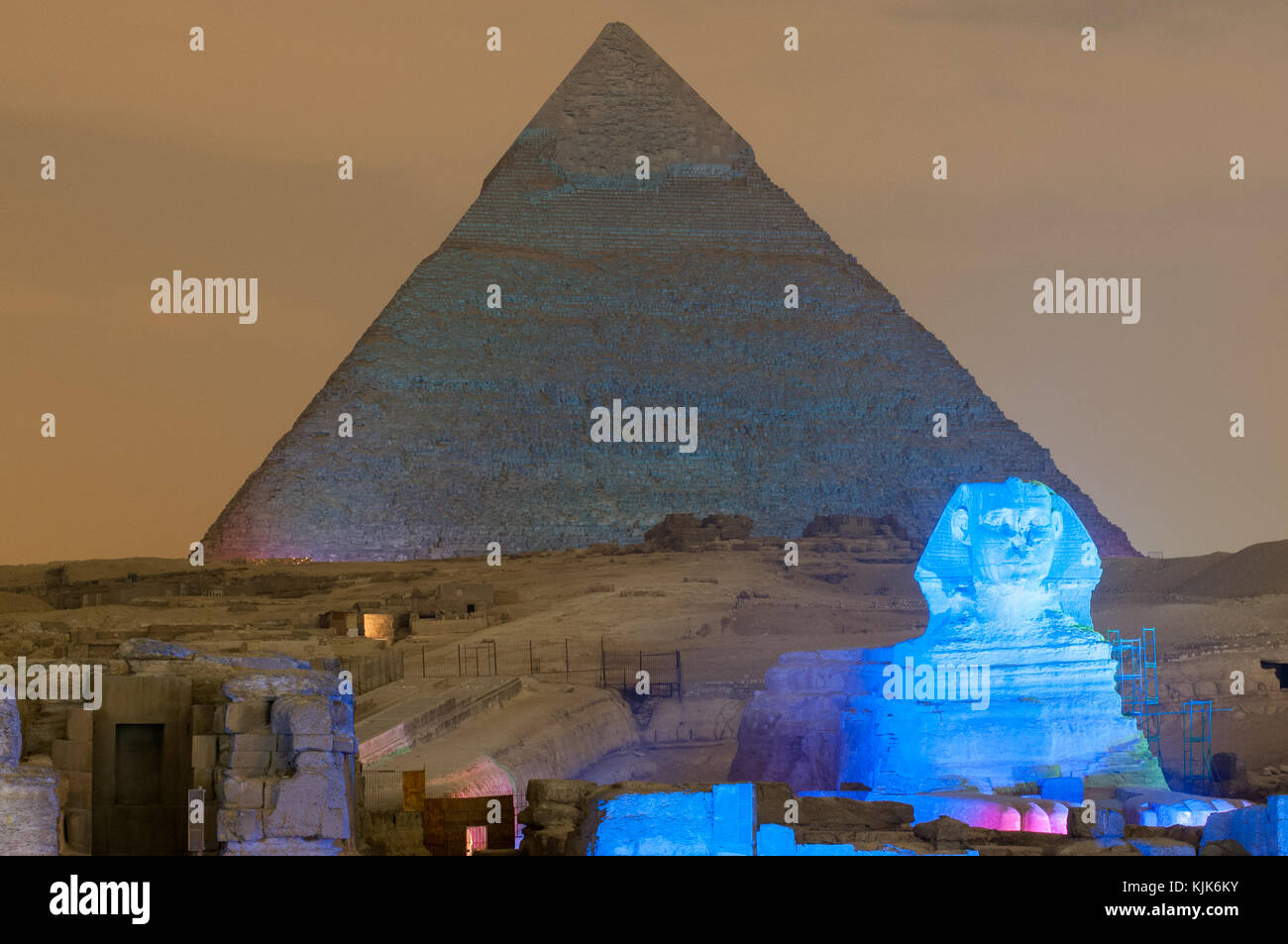 Egypt pyramid night hi-res stock photography and images - Alamy