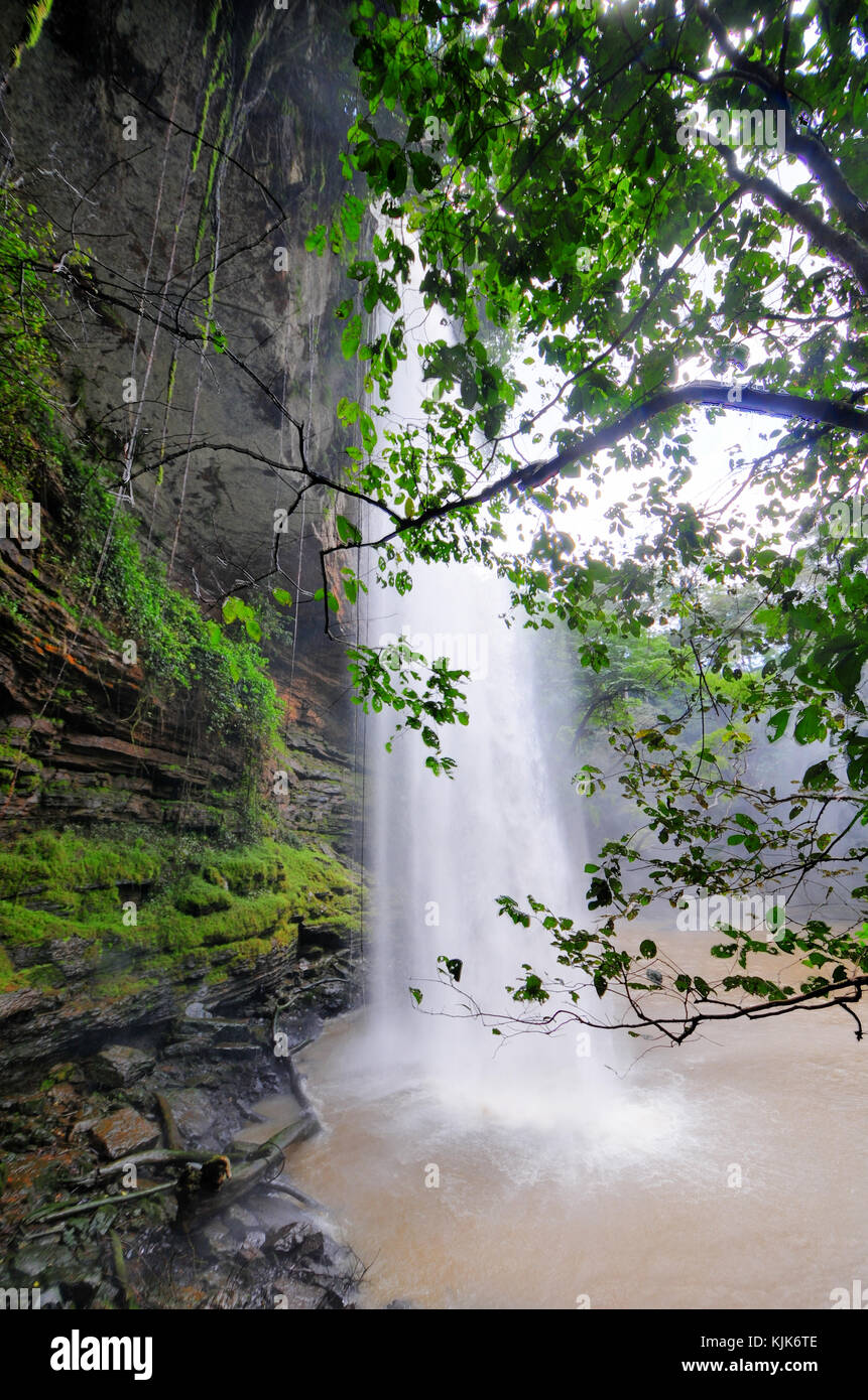 Boti falls hi-res stock photography and images - Alamy