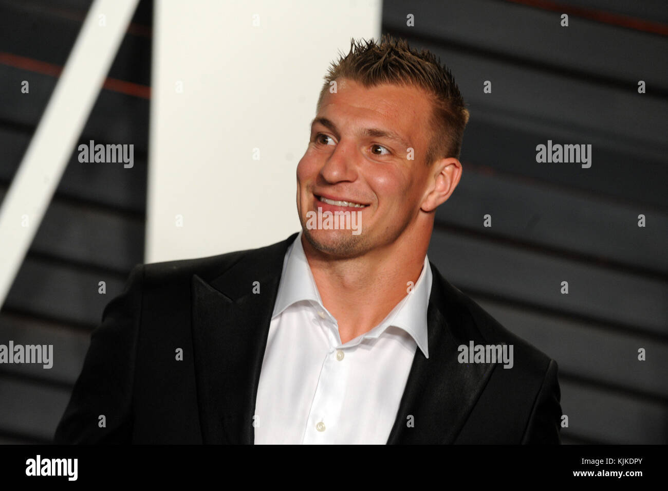 BEVERLY HILLS, CA - FEBRUARY 28: Rob Gronkowski attends the 2016 Vanity ...