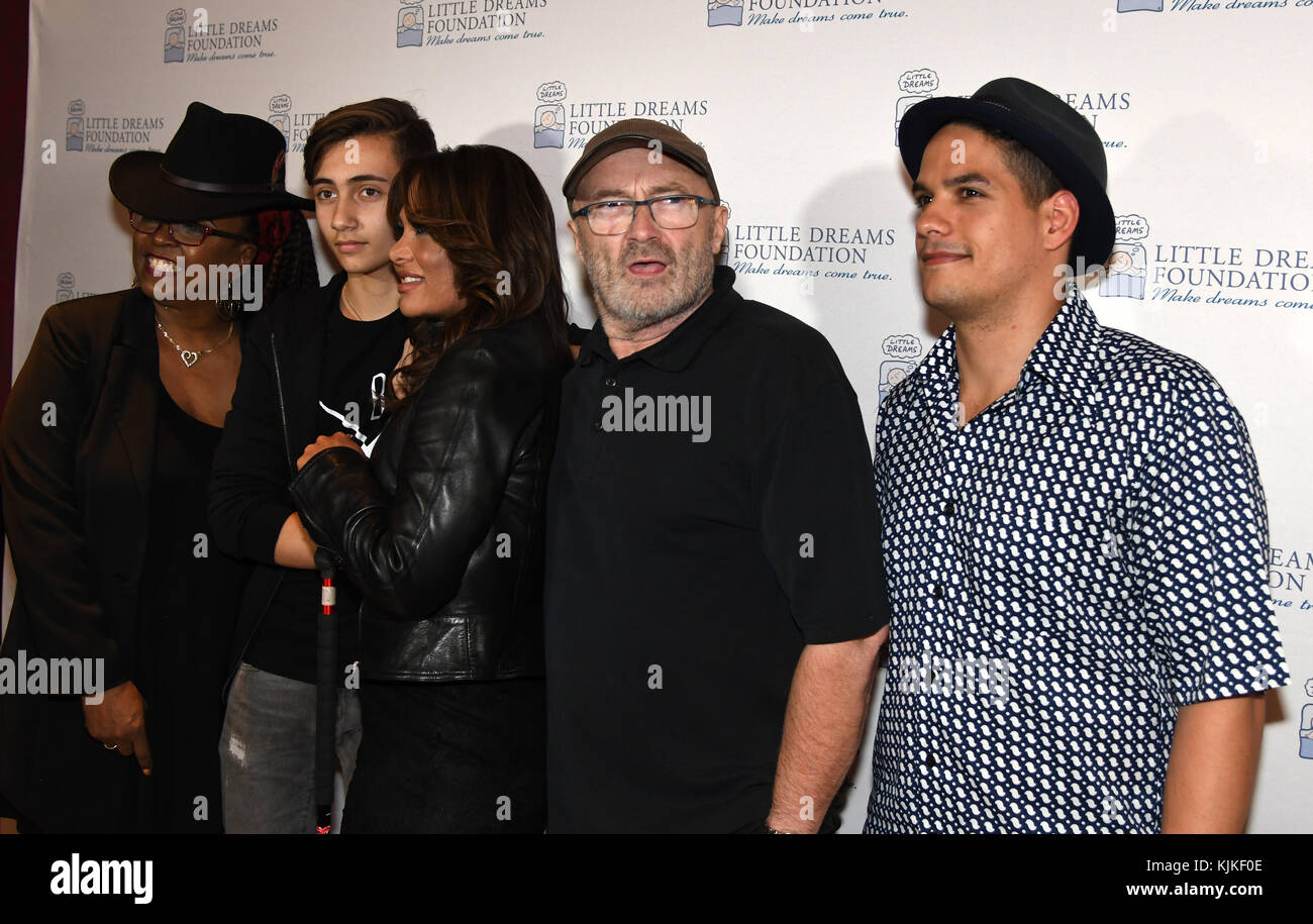 HOLLYWOOD, FL - JUNE 11: Phil Collins, Nicholas Collins, Orianne ...