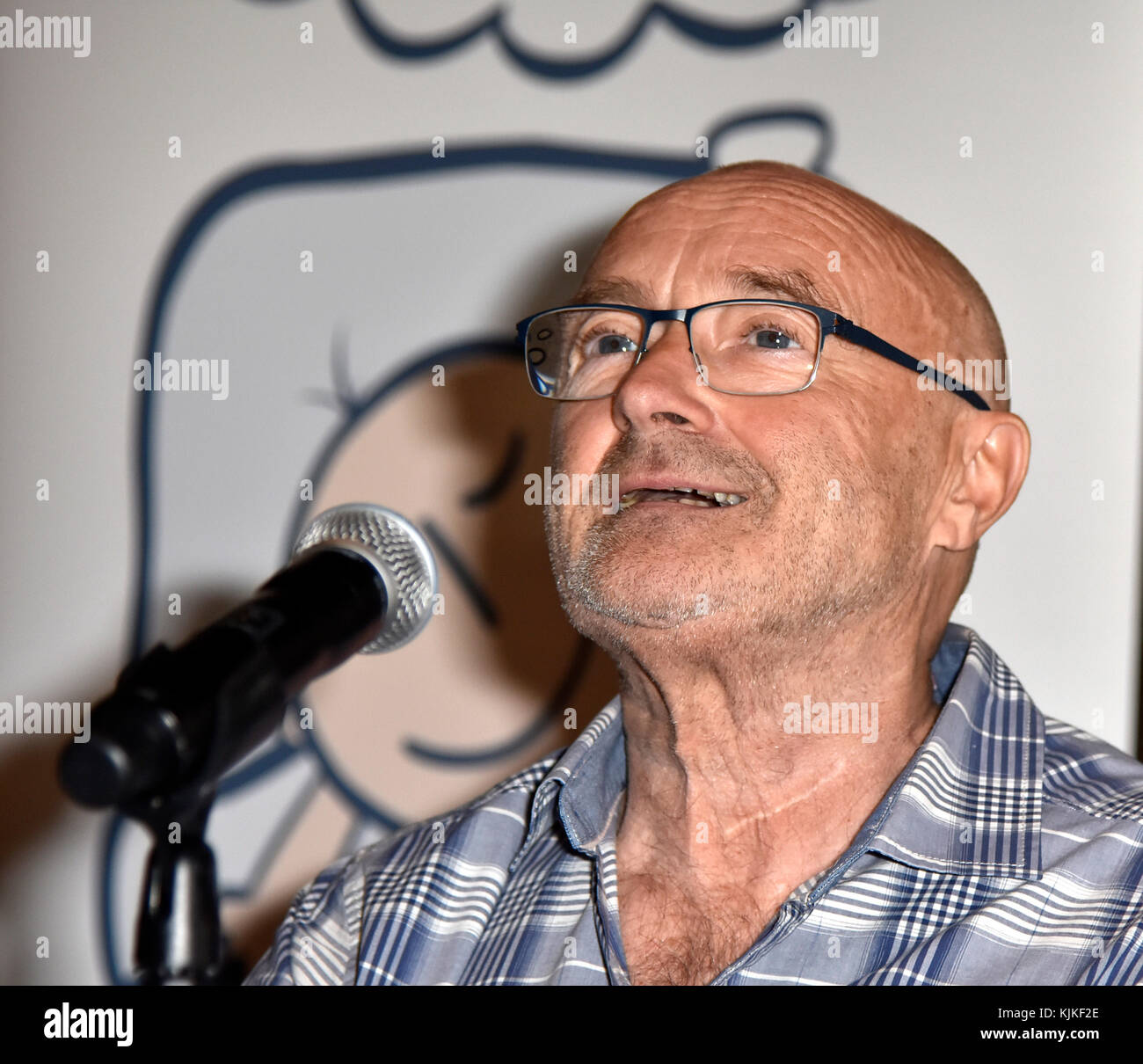 MIAMI BEACH, FL - FEBRUARY 26: Phil Collins and ex-wife Orianne Cevey ...