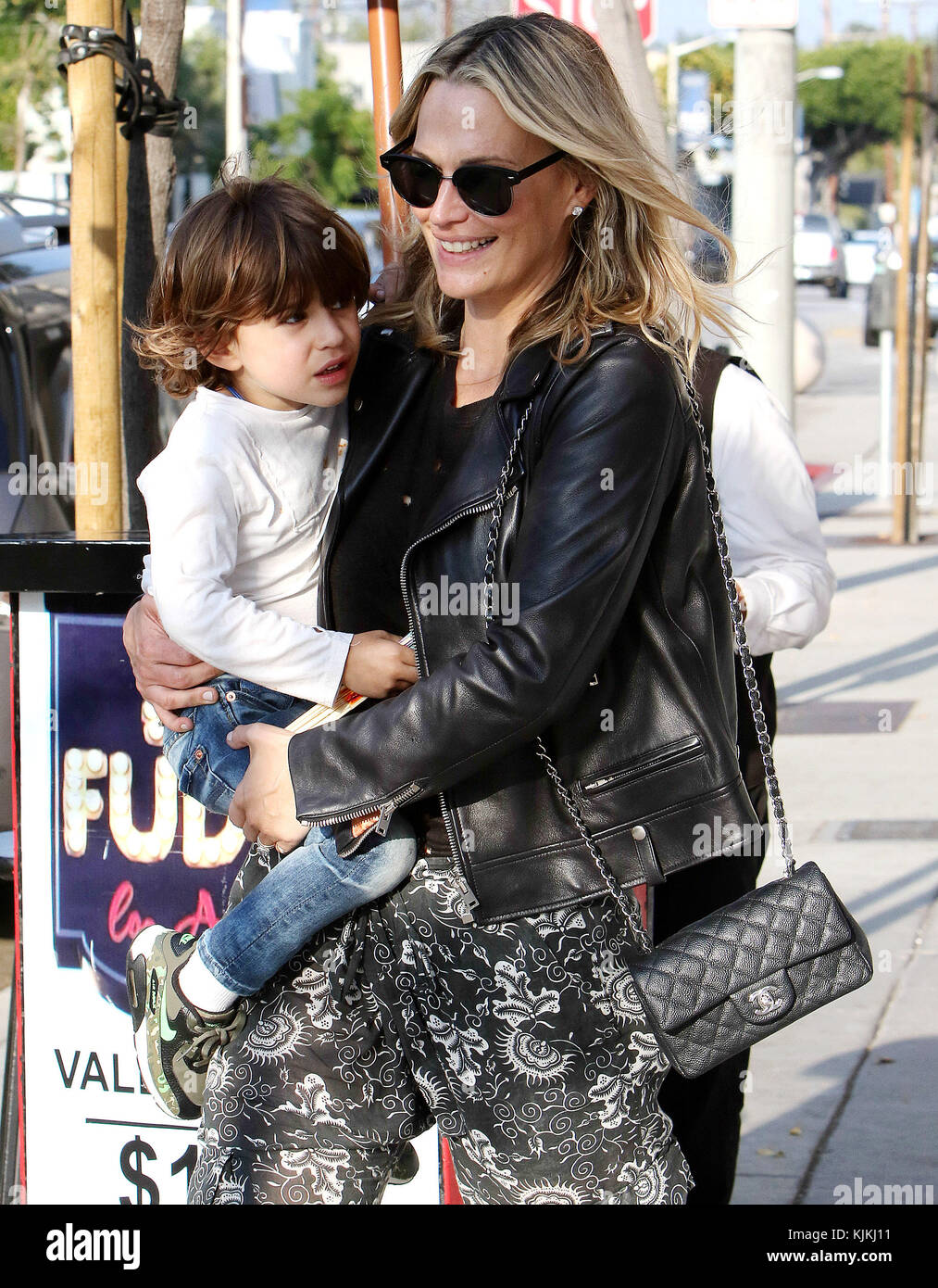 WEST HOLLYWOOD, CA - MAY 16: Model Molly Sims and Son Brooks Alan ...