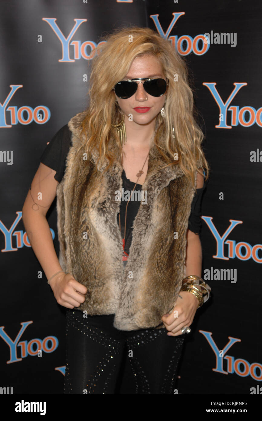 MIAMI - JULY 31: Ke$ha visits the Y-100 Underground on July 31, 2010 in ...