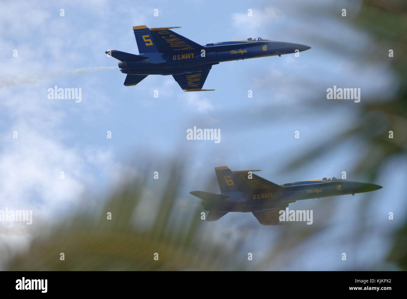 Blue angels pilot killed in crash identified hi-res stock photography ...