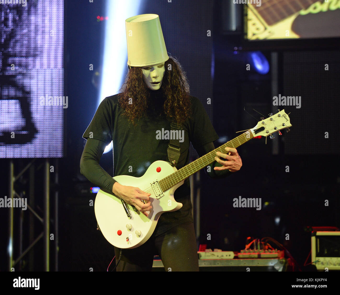 FORT LAUDERDALE, FL - FEBRUARY 28: Brian Patrick Carroll AKA Buckethead ...