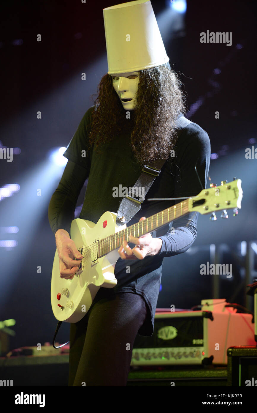 FORT LAUDERDALE, FL - FEBRUARY 28: Brian Patrick Carroll AKA Buckethead ...