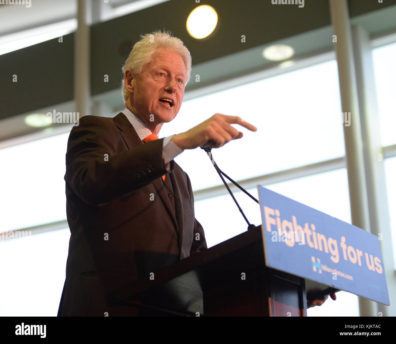 RIVIERA BEACH, FL - FEBRUARY 15: Former U.S. President Bill Clinton ...