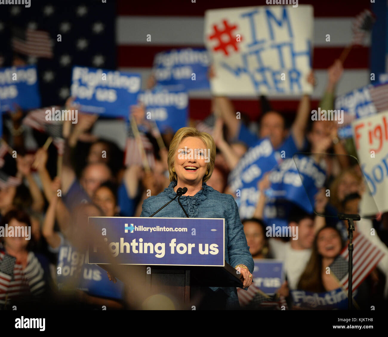 WEST PALM BEACH, FL - MARCH 15: Democratic presidential candidate ...