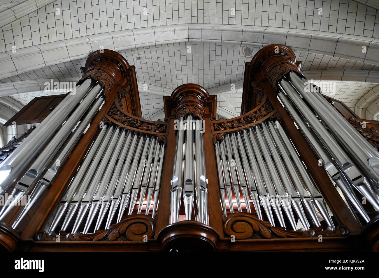 19th century organ hi-res stock photography and images - Alamy