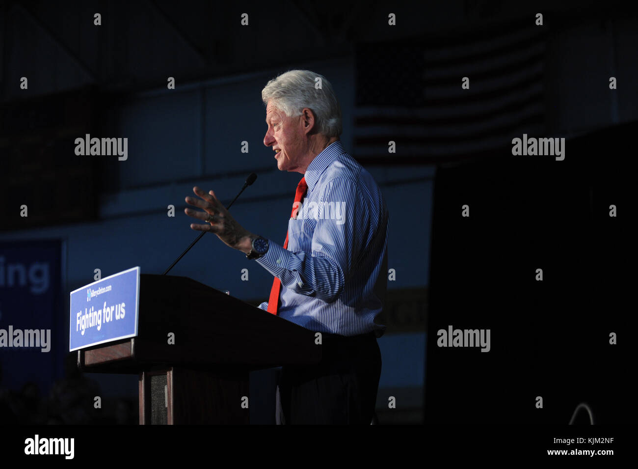 EDISON, NJ - MAY 27: Former US president Bill Clinton rallies Hillary ...
