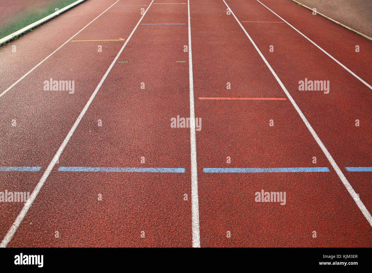 Jogging track sign hi-res stock photography and images - Alamy